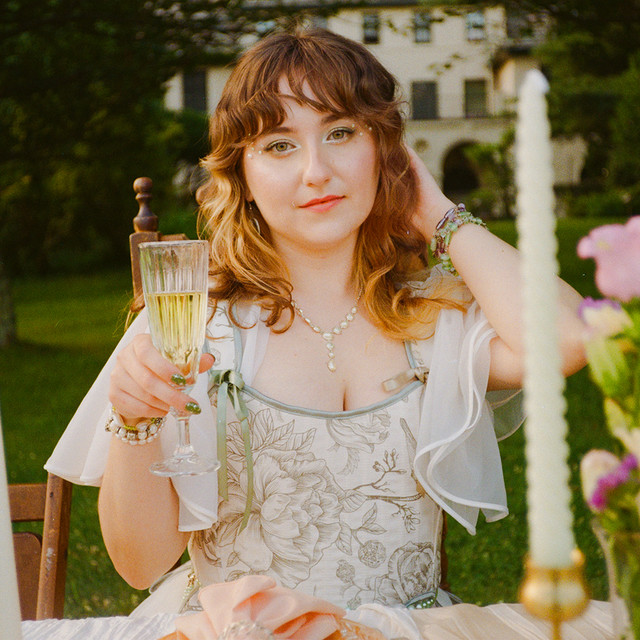 Sarah Degraw Concert & Tour History | Concert Archives