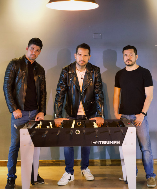 NOVO BANDA | Spotify