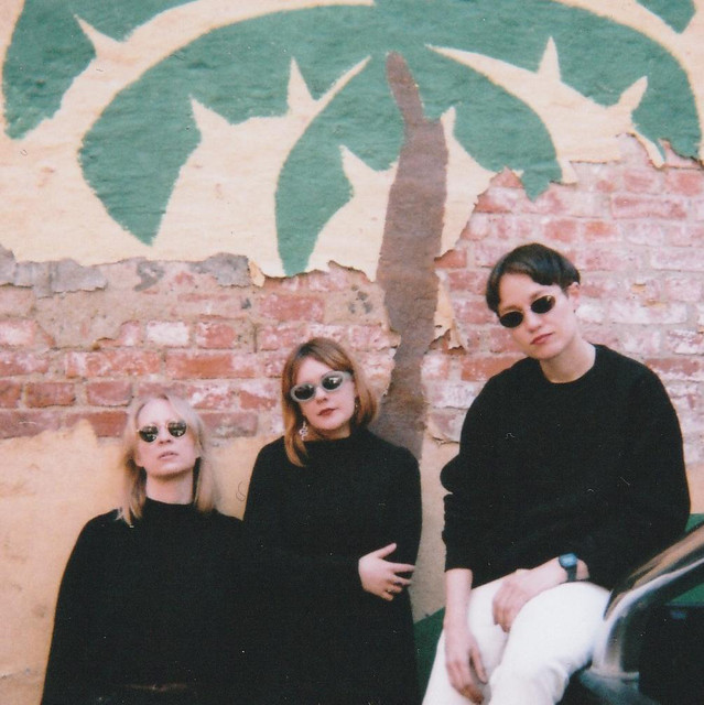Ē band | Spotify