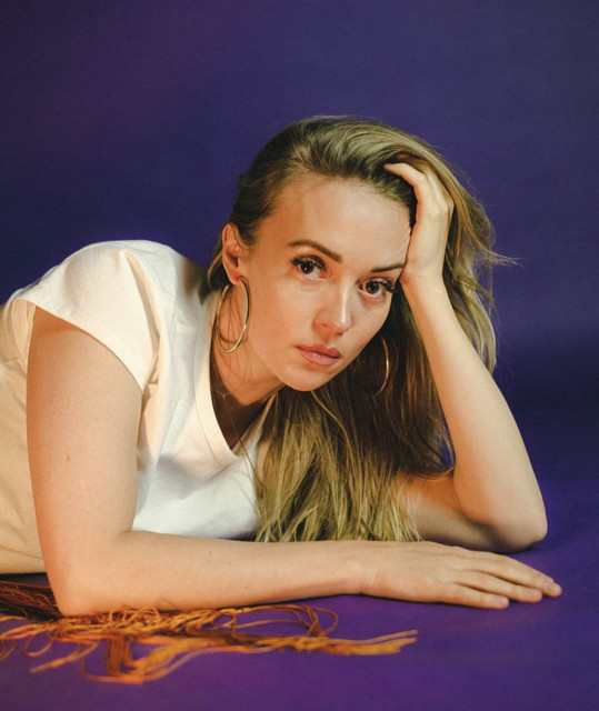 Simone September | Spotify