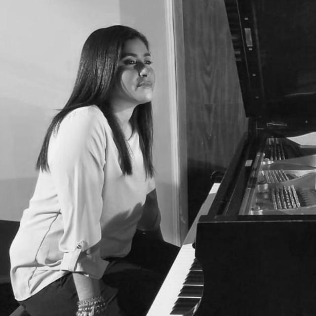 Claudia Gil: Songs list, genres, analysis and similar artists - Chosic