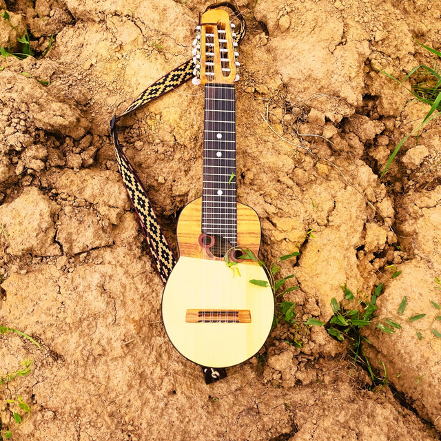A l'essentiel... - EP by Marie Laduron | Spotify
