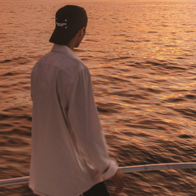Ocean - Single by Carlos Zatch | Spotify