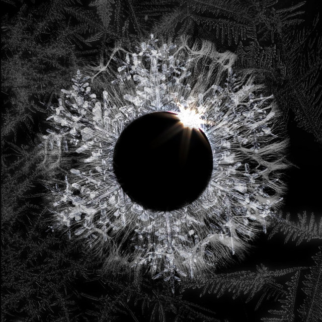 Frozen Eclipse - Single by Innoise | Spotify