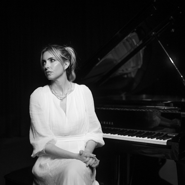 Ticket to Paris - Single by Elizabeth Metcalfe | Spotify
