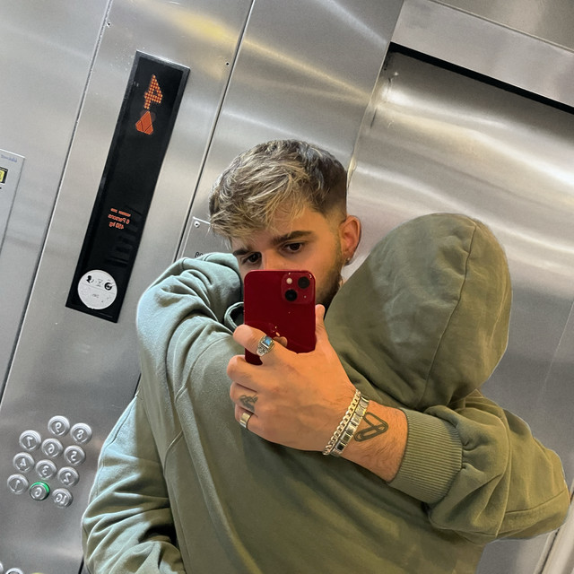 Kissing Coz We're Lonely - Single by Issac Frank | Spotify