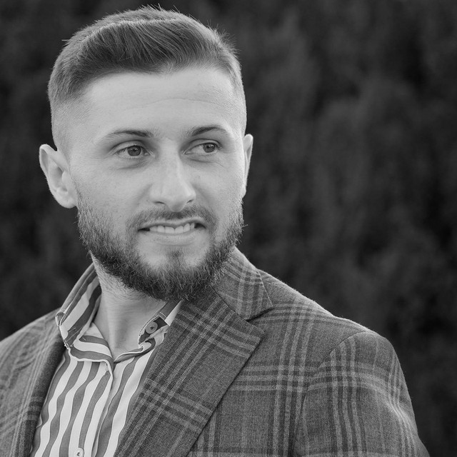 Ochii tăi iubiți de mine - Single by Puiu Fagarasanu | Spotify