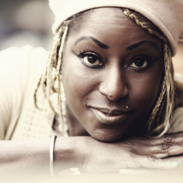 Dvora Davis | Spotify