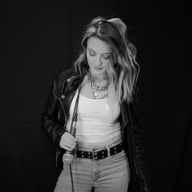 Noelle Cyr | Spotify