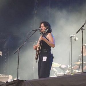 Big Thief - Incomprehensible (Live in London) - playlist by Danielle ...