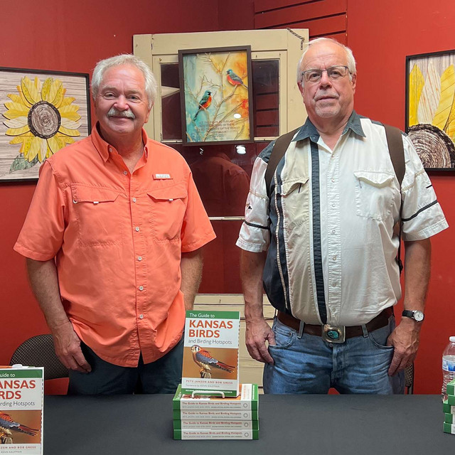 S5 E5: A Birding Hub. Kansas Birds with Pete Janzen and Bob Gress ...