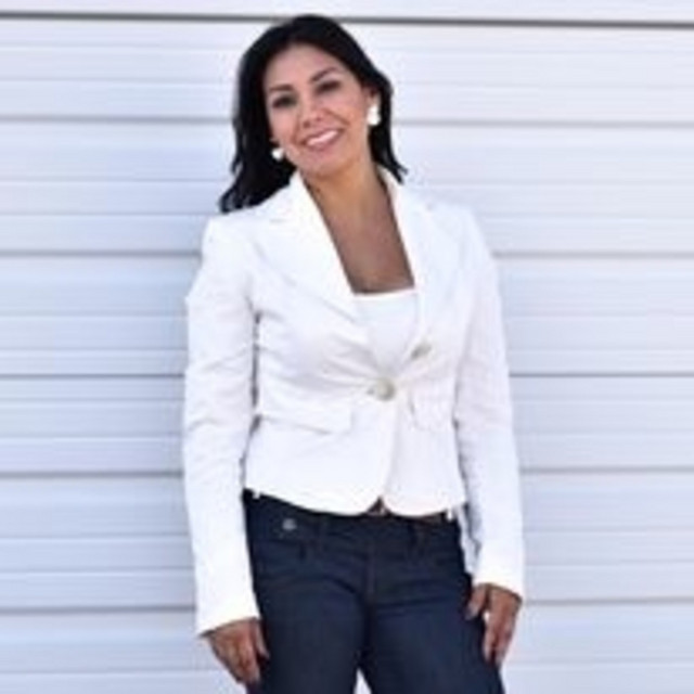 Una nueva realidad con Marie Pedroza | Podcast on Spotify