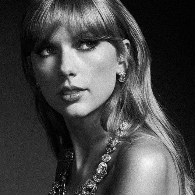 Taylor Swift joins TIFF CEO for the first-ever screening of All Too ...