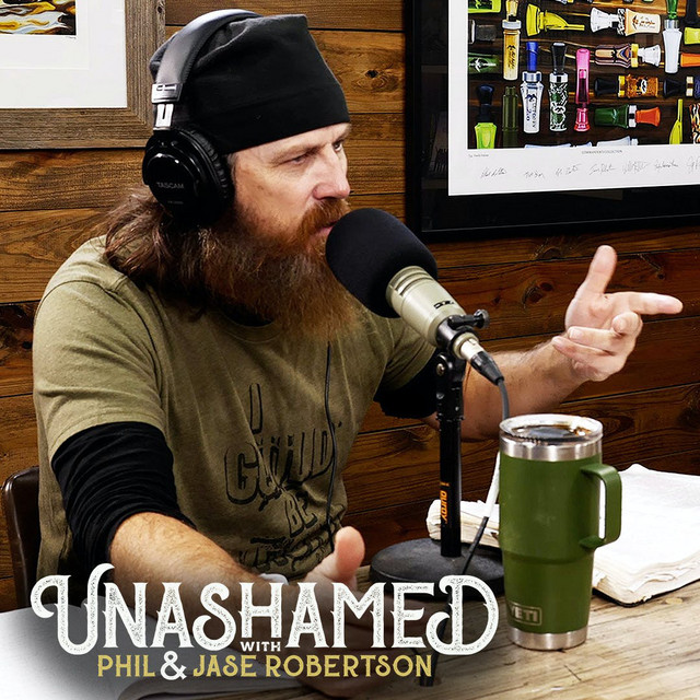Ep 594 | Jase Explains the Wild Way the Robertsons Communicate & 'How ...