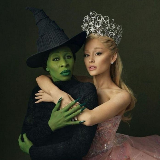 Desafiar La Gravedad - Danna, Ceci de la Cueva - Wicked Soundtrack ...