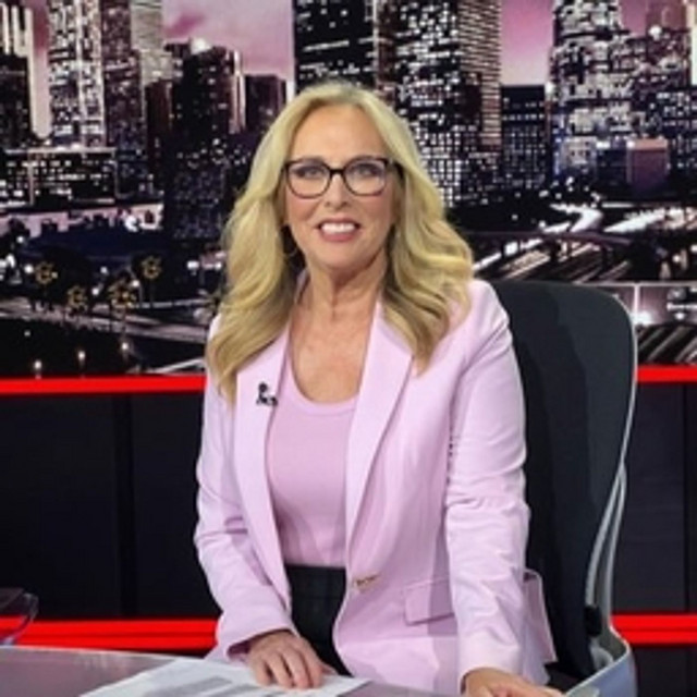 ESPN's LINDA COHN, one of the OG Sports Center alum, anchors herself ...