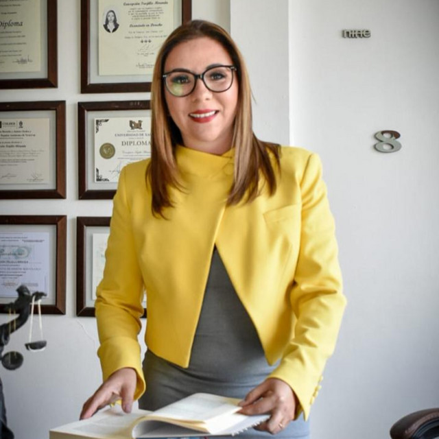La Entrevista con Emma Garrido Temporada 2, 14° Episodio - La ...