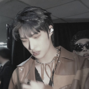 falling for; song mingi - playlist by árama | Spotify