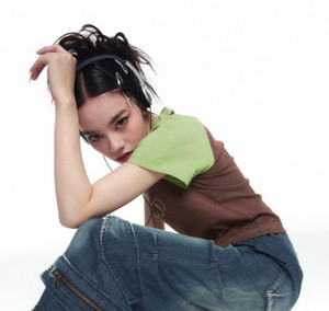 🎧 MODERN DAY Y2K AESTHETIC - playlist by alyanna ross | Spotify