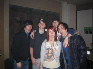 Old Paramore - playlist by Gianella Aguirre Bravo | Spotify