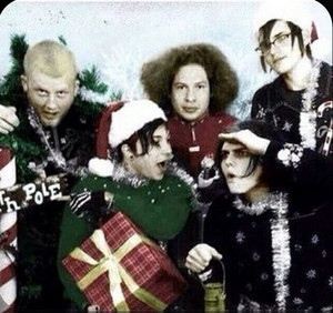 EMO CHRISTMAS - playlist by CLIQUE RAT | Spotify