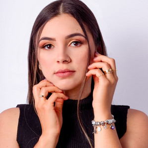 Adrielle Serra | Atendimento - playlist by Adrielle Serra | Spotify