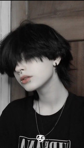 Hot emo boy summer😈 - playlist by sst4rv1ng_c0rps3 | Spotify