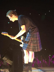 pov: you're dating luke hemmings - playlist by taurus baby