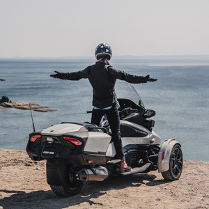 Can-Am Spyder Riders Favorite Road Trip Songs - playlist by Can-Am On ...