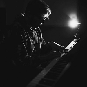 Hayden Hare on Spotify