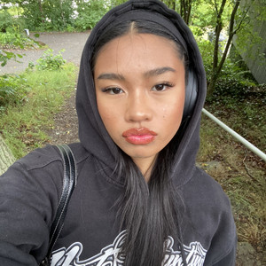 aura salsabila on Spotify