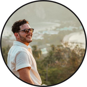 Cesar Reis on Spotify