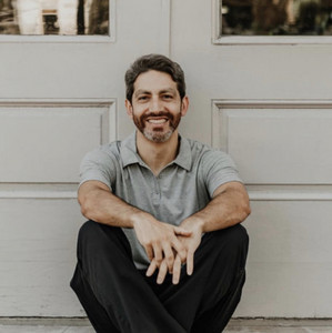 Mark Valderrama on Spotify
