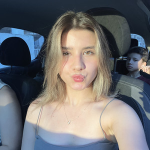 Almina Taner on Spotify