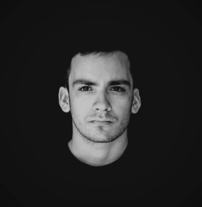 Josè Ferrari on Spotify