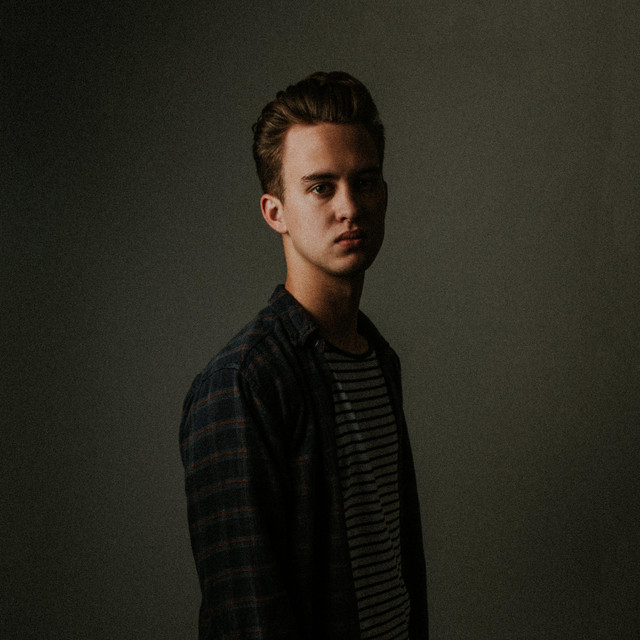 Paul Vinson on Spotify
